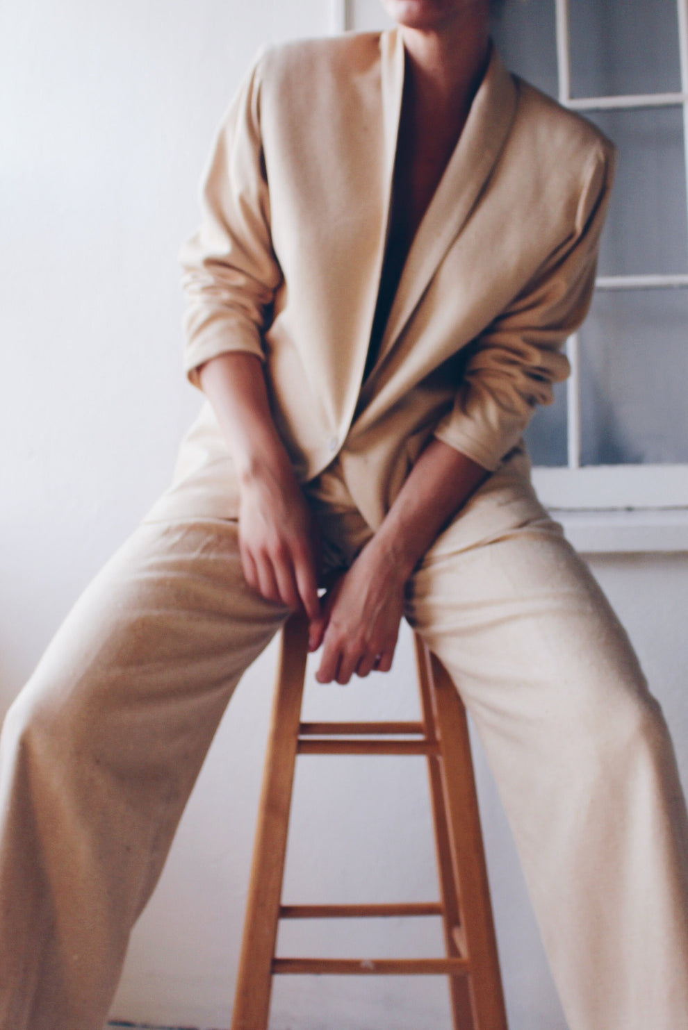 Linen Christian Dior suit set / Dior Light tan blazer pants suit / Min – Dusted Archive